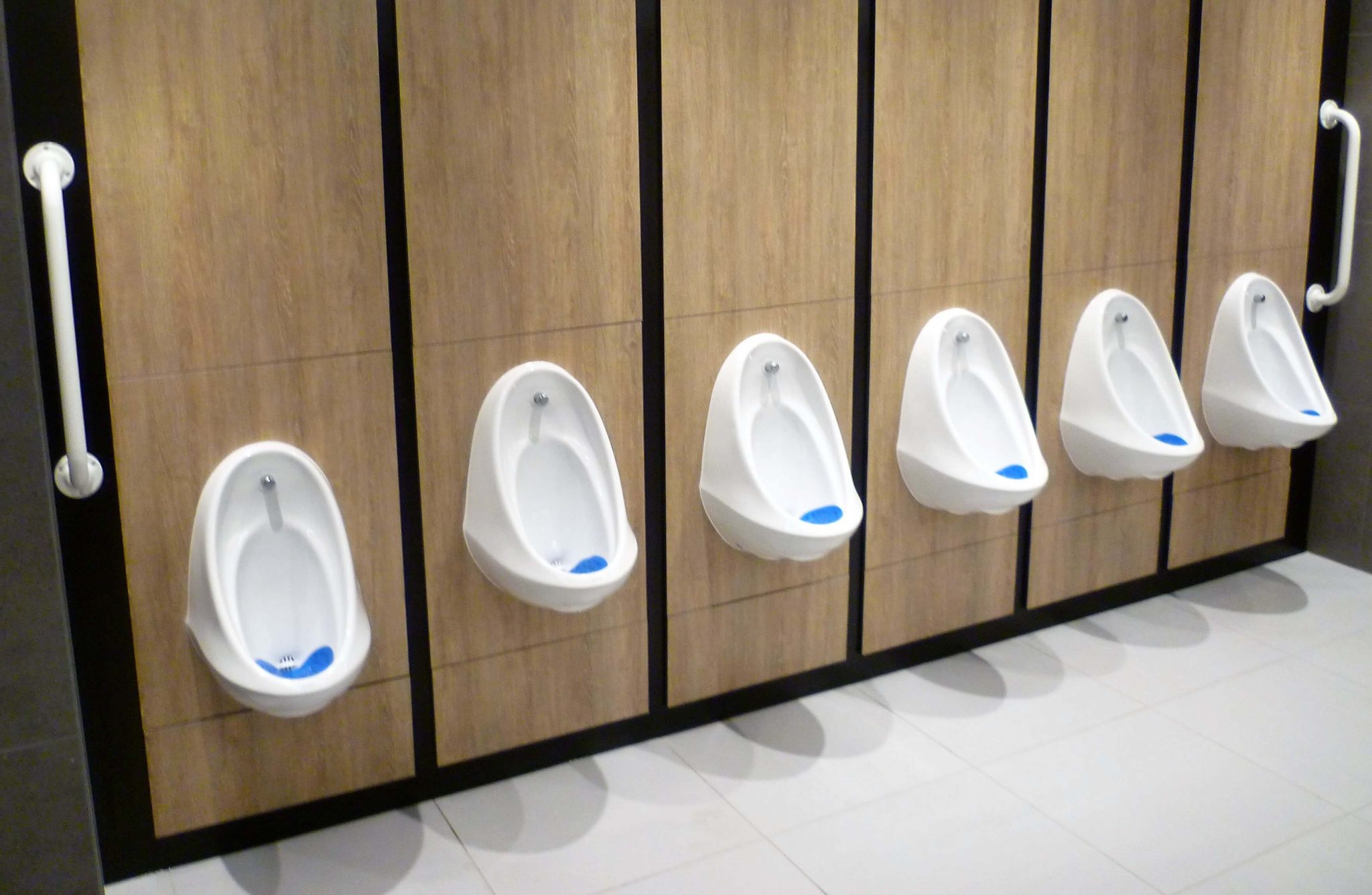 Toilet Cubicle Installation & Repair | Solid Surfacing Company